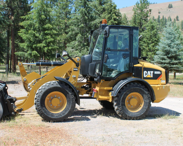 SOLD - 2013 Caterpillar 908H2 Lot No. da5e85d7-1e57-11ed-8bec-0246304ce823 Construction with 325 ...