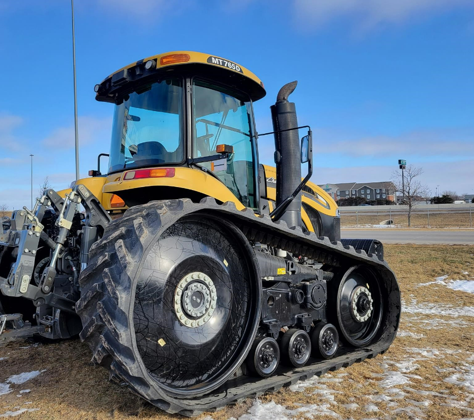 2013 Challenger MT765D Tractors 300 to 424 HP for Sale | Tractor Zoom