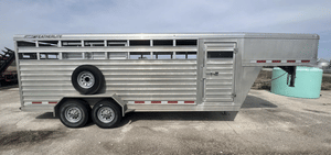 SOLD - 2013 Featherlite 8117 Ag Trailers with 20 Ft | Tractor Zoom