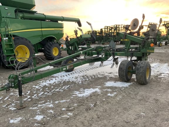 SOLD - 2013 John Deere 2100 Tillage Rippers | Tractor Zoom