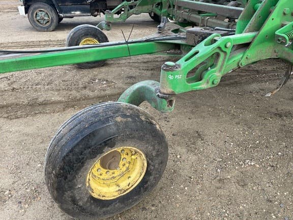 2013 John Deere 2410 Tillage Chisel Plows for Sale | Tractor Zoom