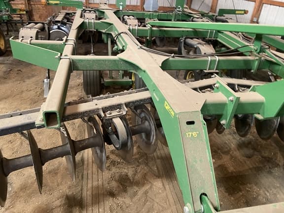 2013 John Deere 2720 Tillage Disk Rippers for Sale | Tractor Zoom