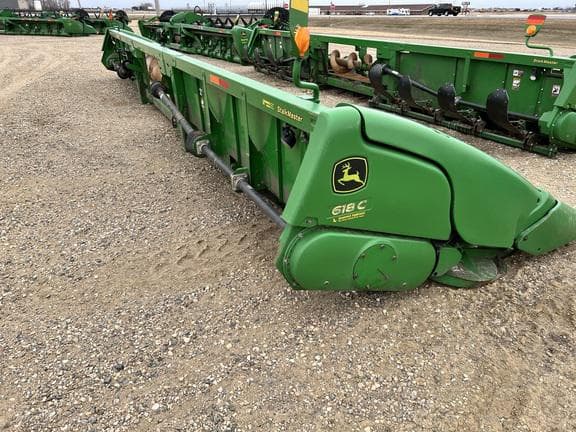 Tractor Zoom - 2013 John Deere 618C