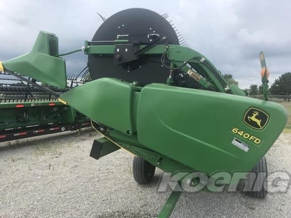 2013 John Deere 640FD Harvesting Headers - Platform for Sale | Tractor Zoom