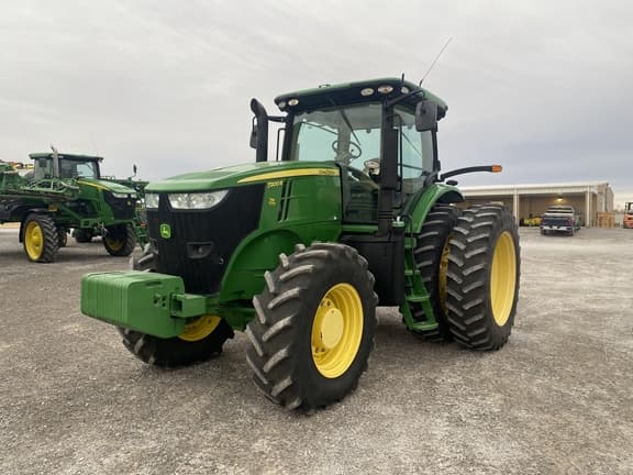 SOLD - 2013 John Deere 7200R Tractors 175 to 299 HP | Tractor Zoom