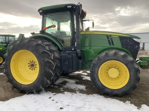2013 John Deere 7215R Tractors 175 to 299 HP for Sale | Tractor Zoom