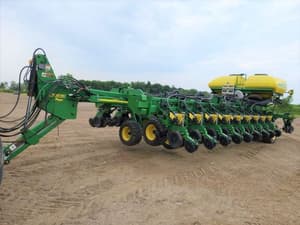 SOLD - 2013 John Deere DB60 Stock No. X840515 Planting with 24 Rows ...