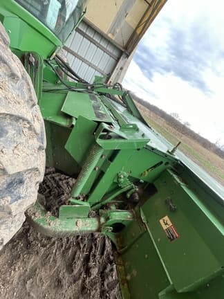 Tractor Zoom - 2013 John Deere R450