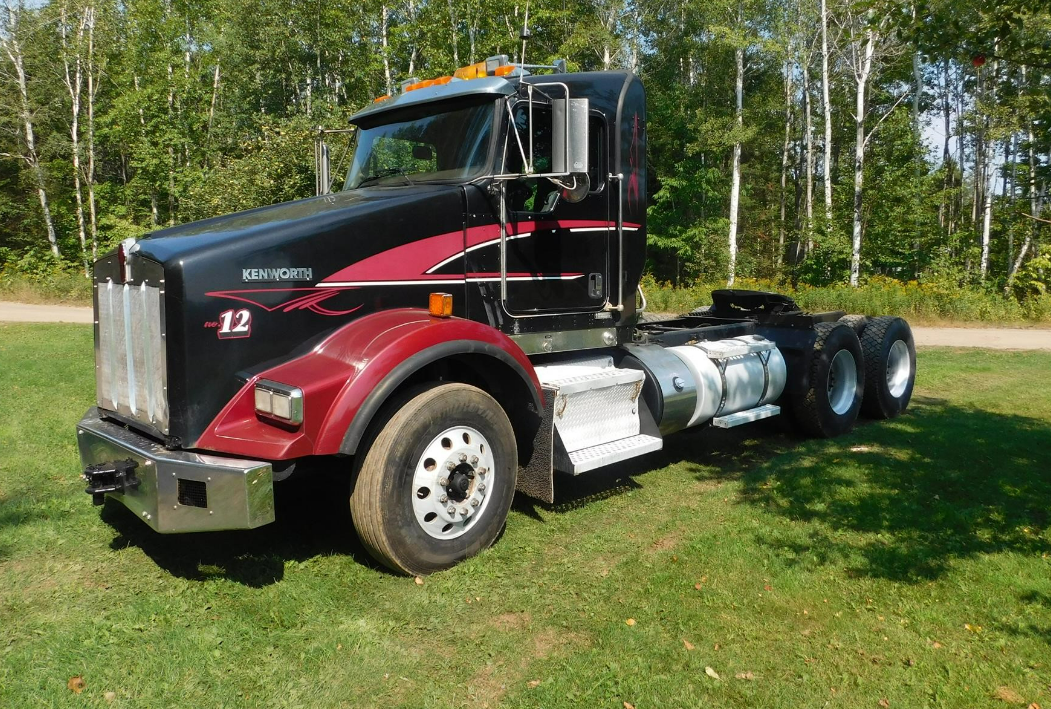 SOLD - 2013 Kenworth T800 Other Equipment with 412,515 mi | Tractor Zoom