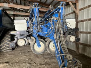 2013 Kinze 3700 Stock No. 751319 Planting For Sale with 24 Rows ...