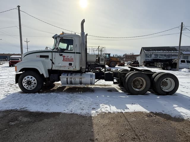 2013 Mack Pinnacle CHU613 Lot No. 5218 Other Equipment For Sale with ...