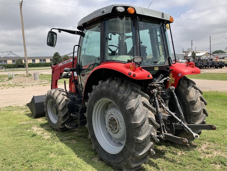 2013 Massey Ferguson 5610 Tractors 100 to 174 HP for Sale | Tractor Zoom