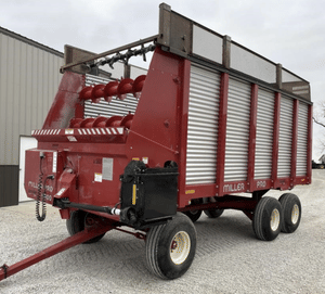 SOLD - 2013 Miller Pro 5300 Harvesting | Tractor Zoom