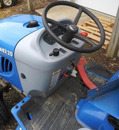 2013 New Holland Boomer 20 Tractors Less than 40 HP for Sale | Tractor Zoom