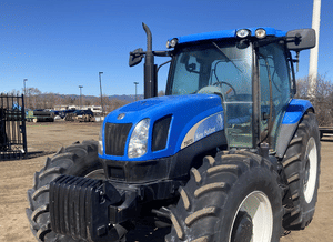 SOLD - 2013 New Holland T6070 Plus Tractors with 1,117 Hrs | Tractor Zoom