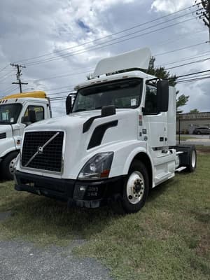 SOLD - 2013 Volvo D13 Lot No. 367068 Other Equipment with 412,812 mi ...