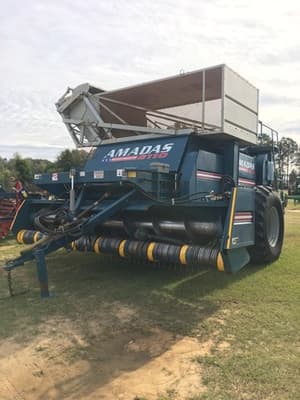 SOLD - 2014 Amadas 2110 Stock No. CONSIGNMENT Combines with --- Hrs ...