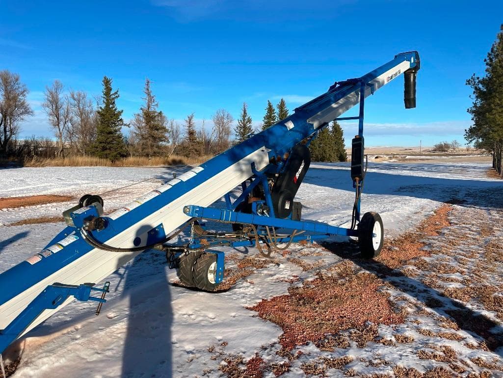 Tractor Zoom - 2014 Brandt 1545