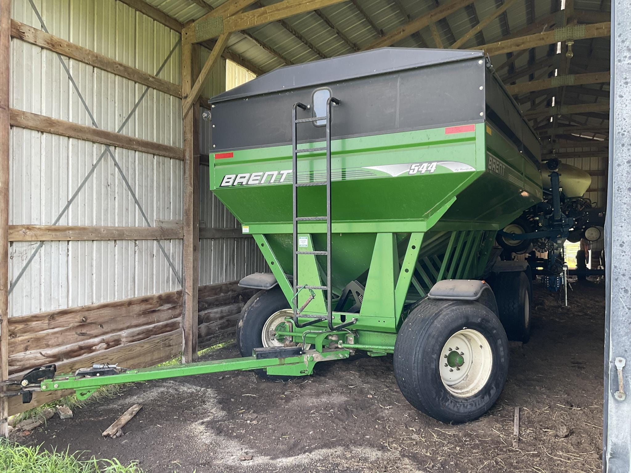 T&S Auctions in Indiana | Tractor Zoom