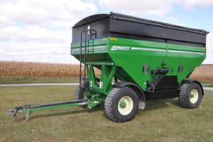 SOLD - 2014 Brent 657 gravity wagon Harvesting | Tractor Zoom