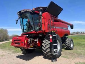 SOLD - 2014 Case IH 6130 Lot No. 14 Combines with 3,499 Hrs | Tractor Zoom