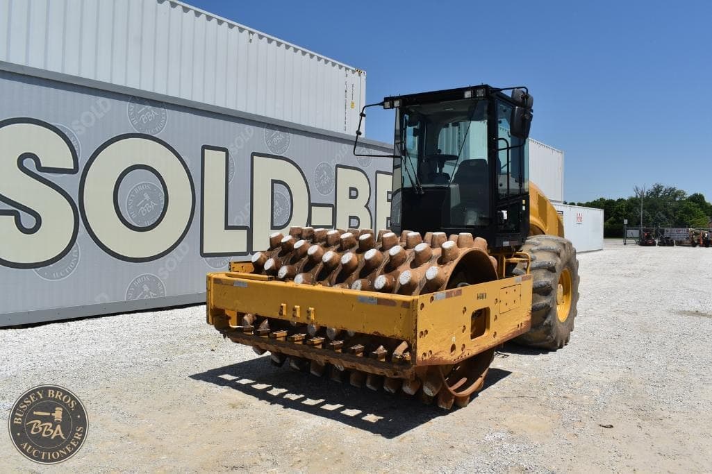 2014 Caterpillar CP56B Lot No. 46005 Construction For Sale with 11,157 ...