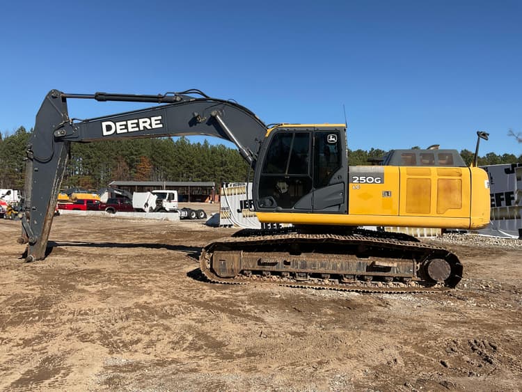 2014 John Deere 250G Construction Excavators for Sale | Tractor Zoom