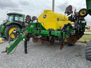 SOLD - 2014 John Deere 2510L Stock No. 391474 Chemical Applicators ...