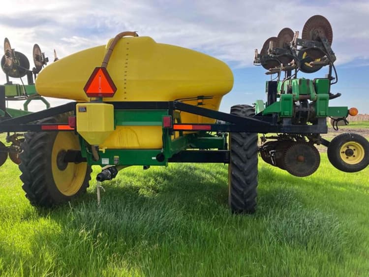 2014 John Deere 2510L Chemical Applicators Fertilizer Applicators ...