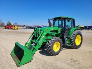 SOLD - 2014 John Deere 6105M MFWD Tractor Lot No. 70215 Tractors with ...