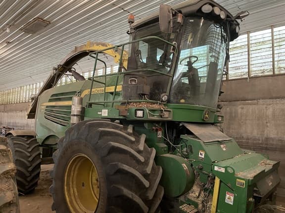 SOLD - 2014 John Deere 7980 Harvesting Forage Harvesters - Self ...