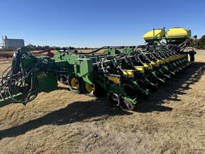 SOLD - 2014 John Deere DB80 Stock No. 114369 Planting with 32 Rows ...