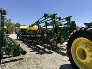 2014 John Deere DB80 Stock No. 841385 Planting For Sale with 32 Rows ...