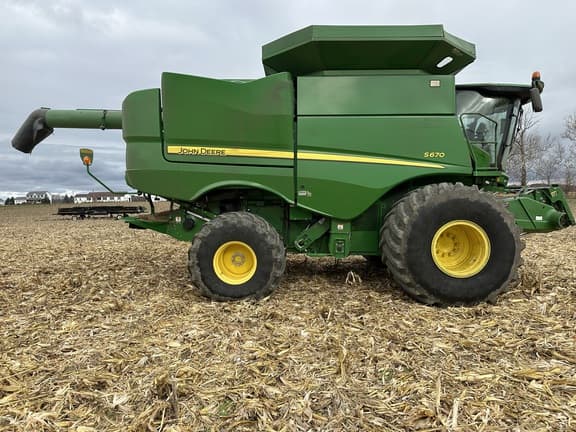 2014 John Deere S670 Combines Class 7 for Sale | Tractor Zoom