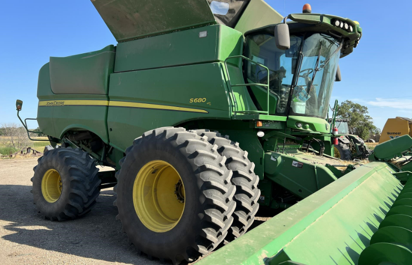 SOLD - 2014 John Deere S680 Lot No. 0de3be69-1cae-11ed-8bec ...