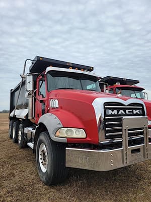 SOLD - 2014 Mack GU813 Lot No. 279727 Other Equipment with 556,637 mi ...