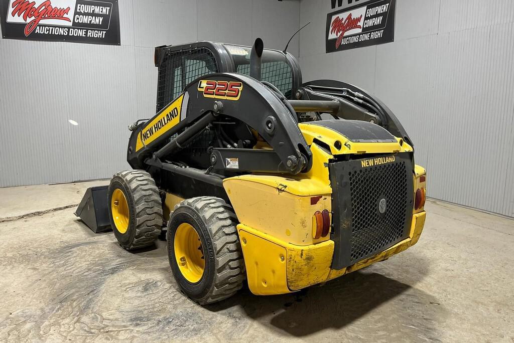 2014 New Holland L225 Construction Skid Steers for Sale | Tractor Zoom