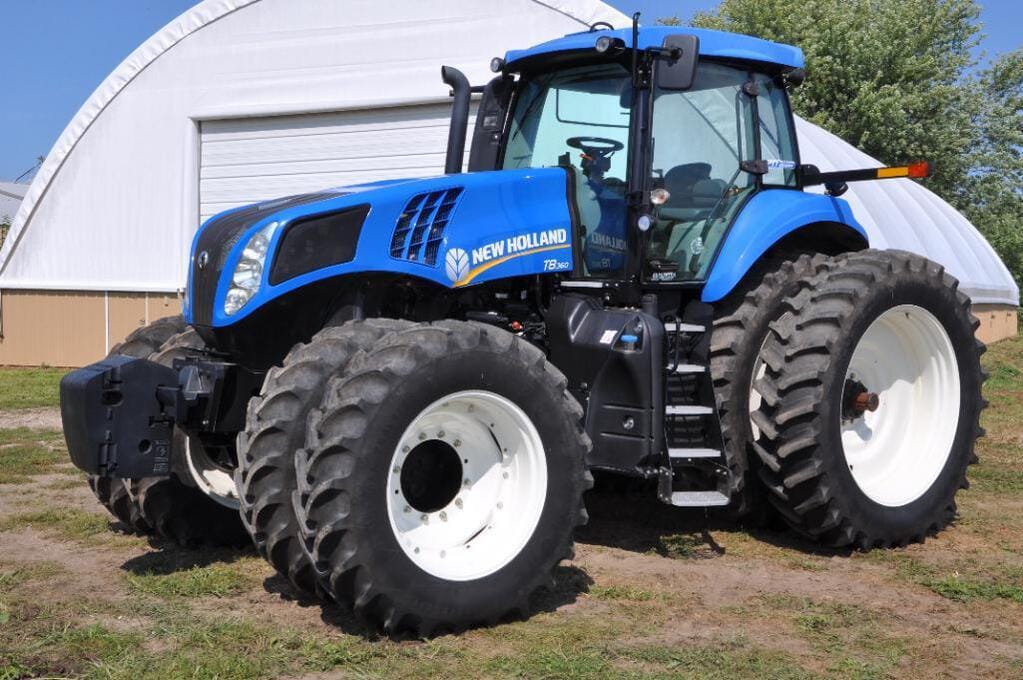 SOLD - 2014 New Holland T8.360 Tractors with 456 Hrs | Tractor Zoom