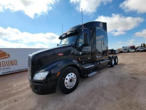 SOLD - 2014 Peterbilt 375 Truck Tractor Other Equipment with 1,031,812 ...