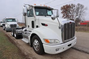 SOLD - 2014 Peterbilt 384 Lot No. 9219 Other Equipment with --- mi ...