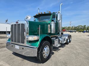 SOLD - 2014 Peterbilt 388 Lot No. 21263 Other Equipment with 607,686 mi ...