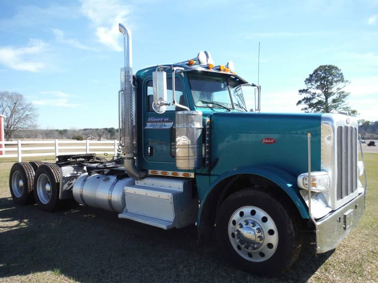 SOLD - 2014 Peterbilt 389 Other Equipment Trucks | Tractor Zoom