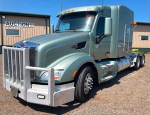 2014 Peterbilt 579 Lot No. 200 Other Equipment For Sale with 559,340 mi ...