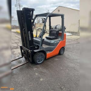 SOLD - 2014 Toyota 8fgcu25 Forklift Construction with 9,017 Hrs ...