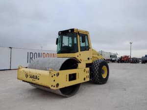 SOLD - 2015 Bomag BW211D-50 Lot No. 242 Construction with 1,407 Hrs ...