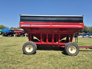SOLD - 2015 Brent 557 Stock No. X143830 Harvesting | Tractor Zoom