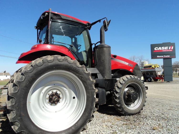 SOLD - 2015 Case IH Magnum 280 Tractors 175 to 299 HP | Tractor Zoom