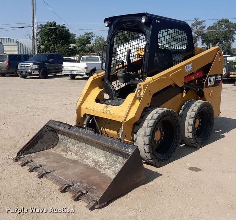 SOLD - 2015 Caterpillar 236D Construction Skid Steers | Tractor Zoom