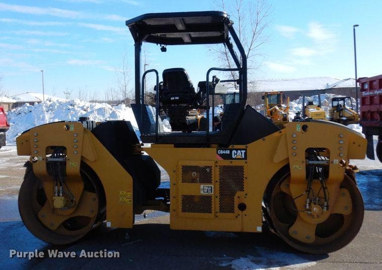 2015 Caterpillar CB44B Construction Drum Rollers for Sale | Tractor Zoom