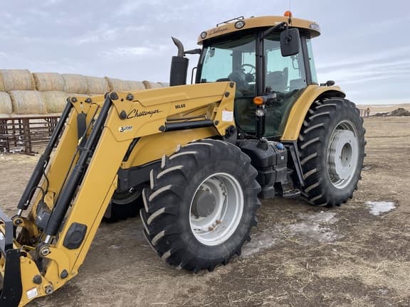 Tractor Zoom - 2015 Challenger MT545D